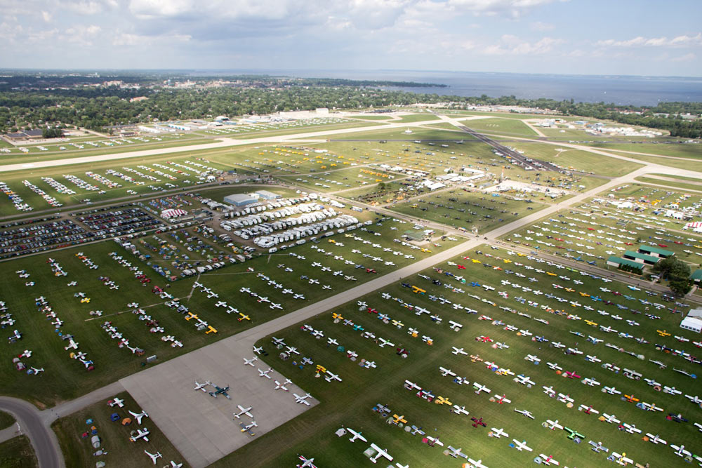 Eaa oshkosh airshow